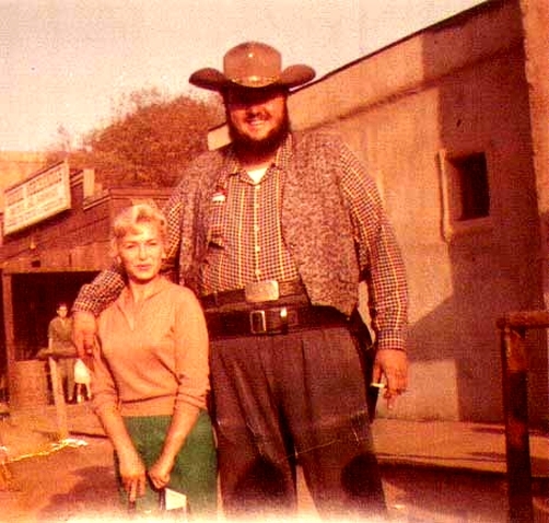 Robert 'Big Buck' Maffei (13 de Julho de 1930) | Artista | Filmow