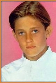 Christopher Pettiet (12 de Fevereiro de 1976) | Artista | Filmow