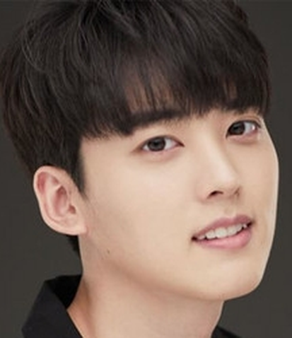 Cho Eun Ho (10 de Fevereiro de 1998) | Artista | Filmow