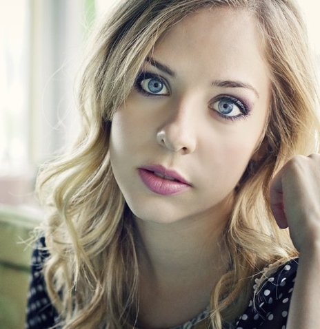 MacKenzie Porter | Artista | Filmow