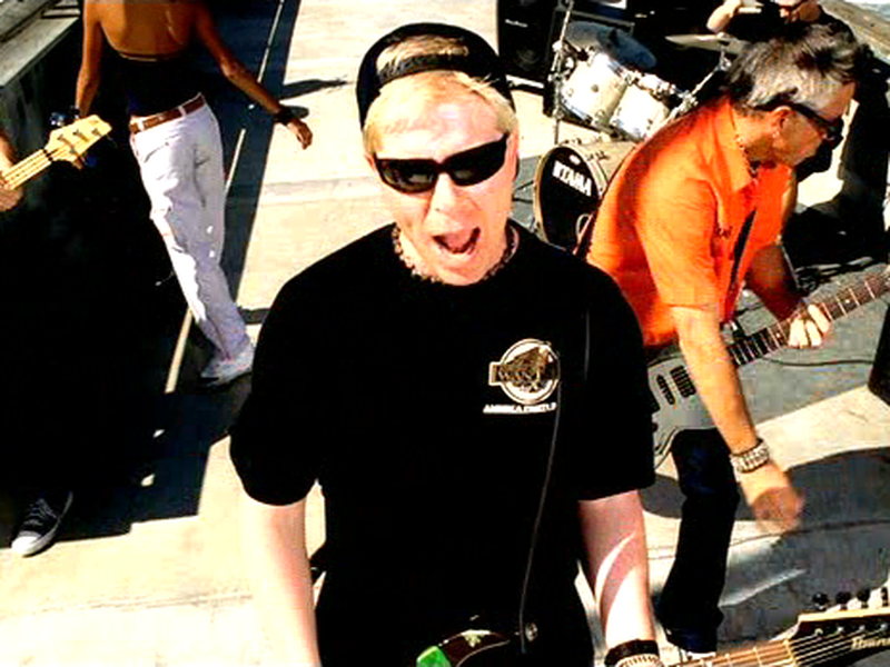 The Offspring - Original Prankster: curta de 2000 - Filmow