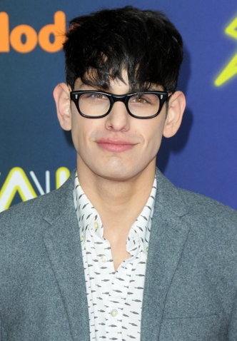 Matt Bennett (13 de Novembro de 1991) | Artista | Filmow