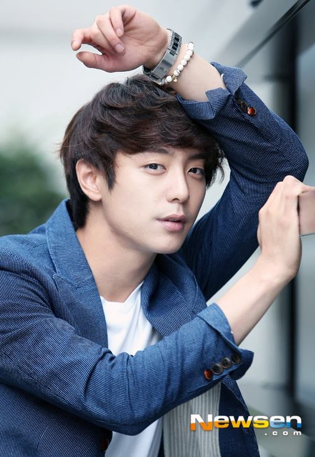 Hyun Woo (18 de Janeiro de 1985) | Artista | Filmow
