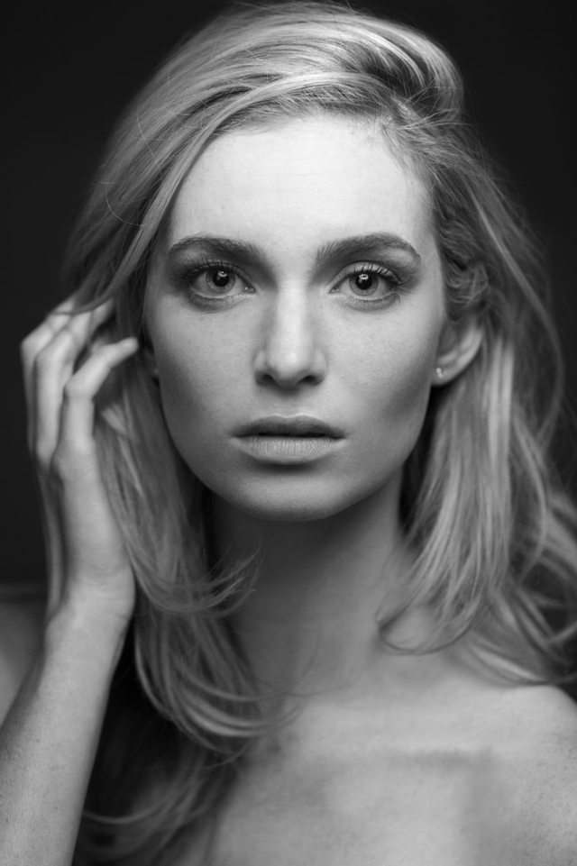 Fotos | Allegra Edwards | Artista | Filmow