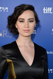 Cara Gee | Artista | Filmow