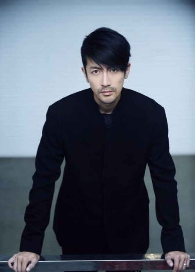 Luyi Zhang (7 de Junho de 1980) | Artista | Filmow