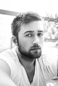 Brandon Sklenar (26 de Junho de 1990) | Artista | Filmow