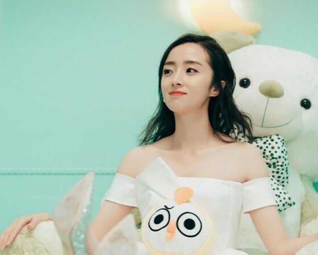 Bingqing Hu (25 de Janeiro de 1992) | Artista | Filmow