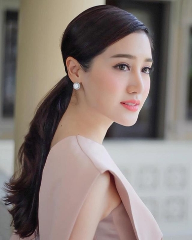 Pimprapa Tangprabhaporn (10 de Outubro de 1992) | Artista | Filmow