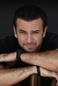 Alejandro Ávila (24 de Novembro de 1973) | Artista | Filmow