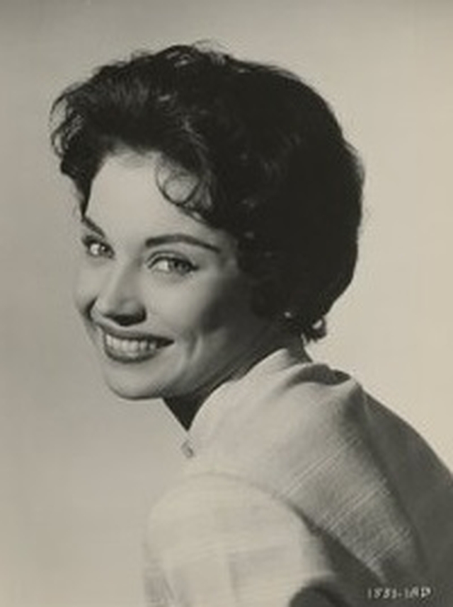 Fotos | Andra Martin | Artista | Filmow