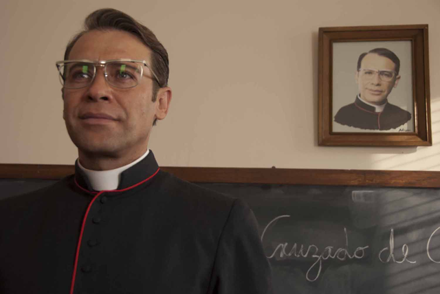 Obediencia Perfecta - 1 de Maio de 2014 | Filmow