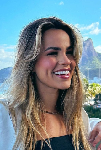 Taynah Smith | Artista | Filmow