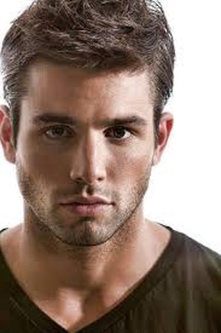 Chris Conroy | Artista | Filmow