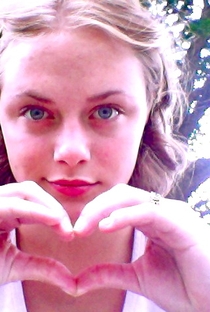 Phoenix Connolly | Artista | Filmow