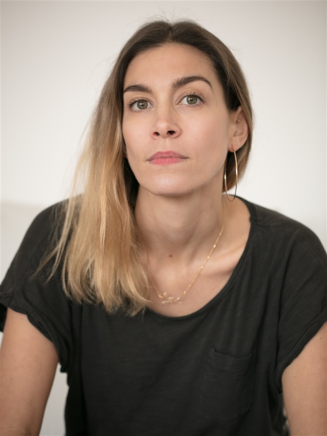 Anaïs Fabre | Artista | Filmow