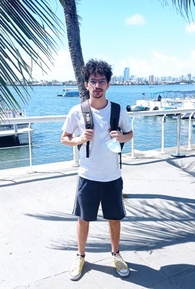 Ali Davis | Artista | Filmow