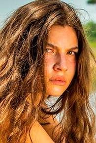 Alanis Guillen | Artista | Filmow