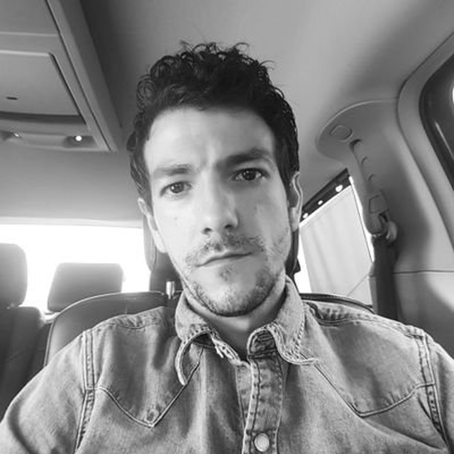 Josef Altin (12 de Fevereiro de 1983) | Artista | Filmow