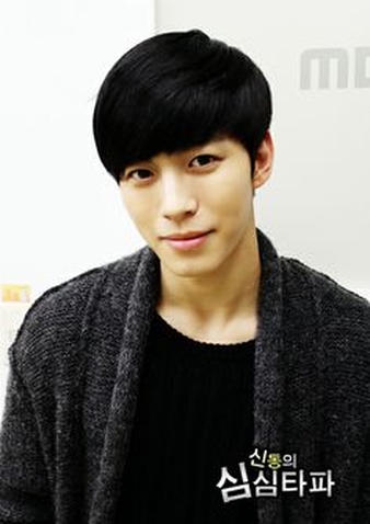 Hongbin (29 de Setembro de 1993) | Artista | Filmow