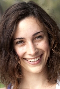 Geraldine Hakewill | Artista | Filmow