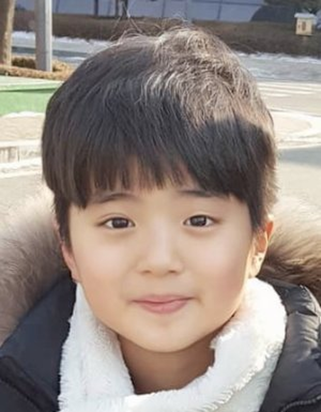 Fotos | Park Shi Wan | Artista | Filmow