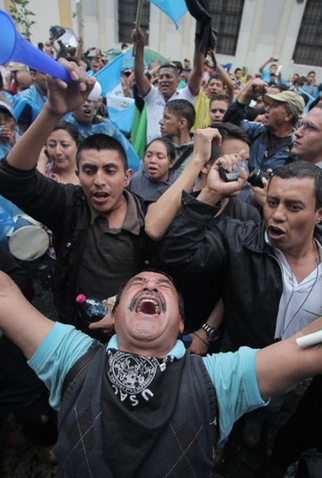 500 Years - 2016 | Filmow