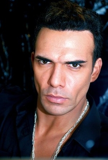 Darren Shahlavi (5 de Agosto de 1972) | Artista | Filmow