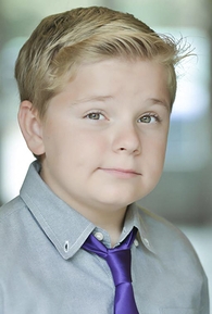 Brogan Hall | Artista | Filmow