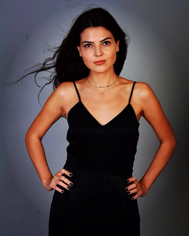 Fotos | Busra Cubukcuoglu | Artista | Filmow