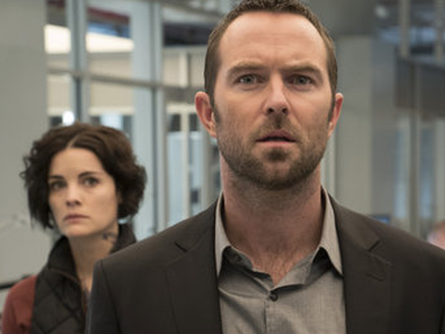 Ponto Cego (1ª Temporada) - 29 de Setembro de 2015 | Filmow