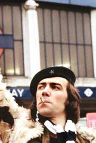 Citizen Smith: série de 1977 - Filmow