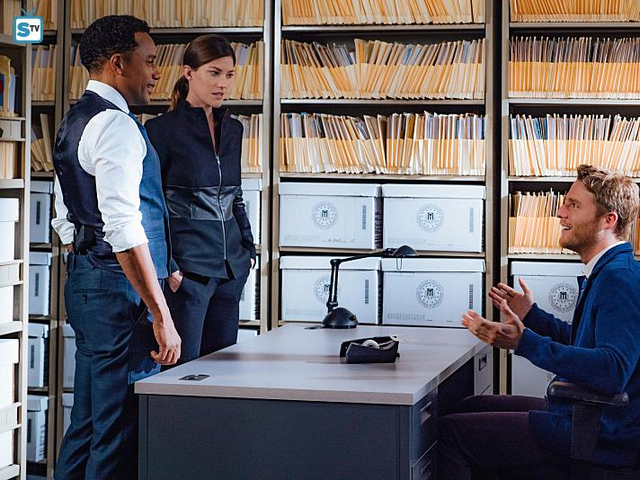 Sem Limites (1ª Temporada) - 1 de Outubro de 2015 | Filmow