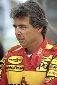 Notícias Relacionadas | Rick Mears | Artista | Filmow