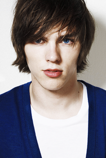 Nicholas Hoult (7 de Dezembro de 1989) | Artista | Filmow