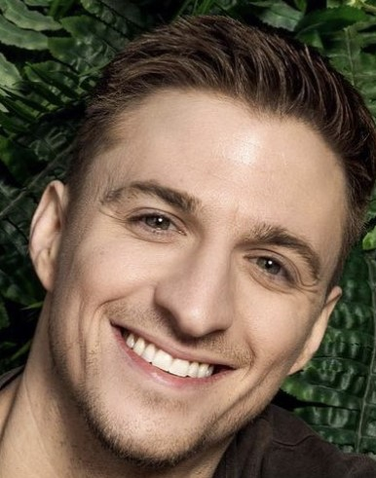 Ryan Michael Carlson | Artista | Filmow