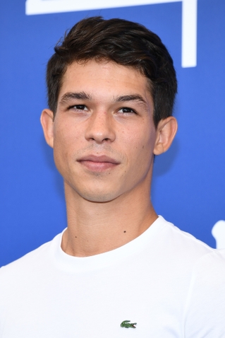 Sandor Funtek (25 de Abril de 1990) | Artista | Filmow