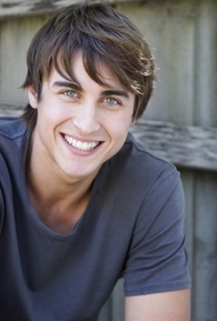 Taylor Glockner (30 de Julho de 1991) | Artista | Filmow