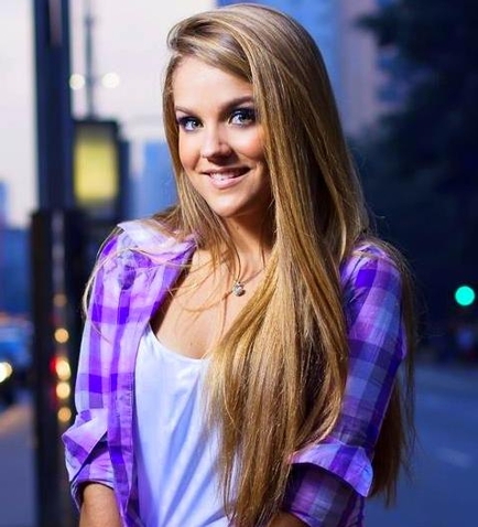 Gabi Lopes | Artista | Filmow