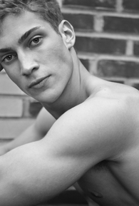 Fotos | James Morosini | Artista | Filmow