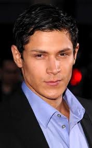 Alex Meraz | Artista | Filmow