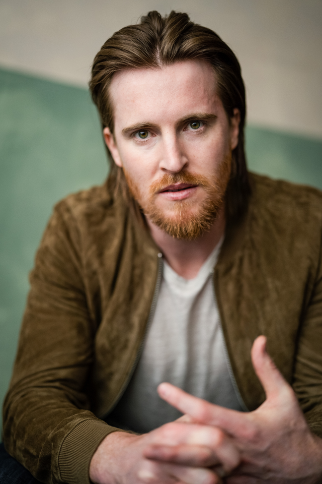 Fotos | Thomas Larkin (III) | Artista | Filmow