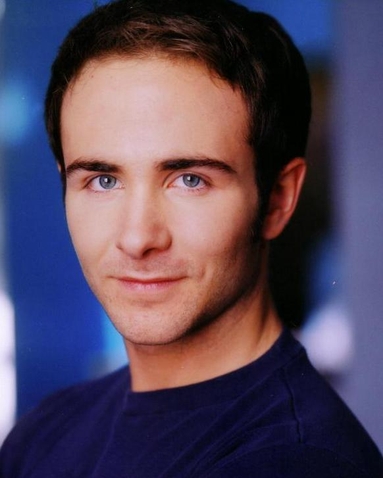 Tod Fennell | Artista | Filmow