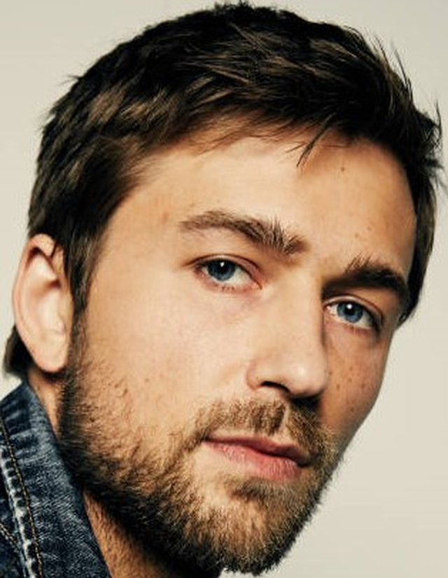 Brandon Sklenar (26 de Junho de 1990) | Artista | Filmow