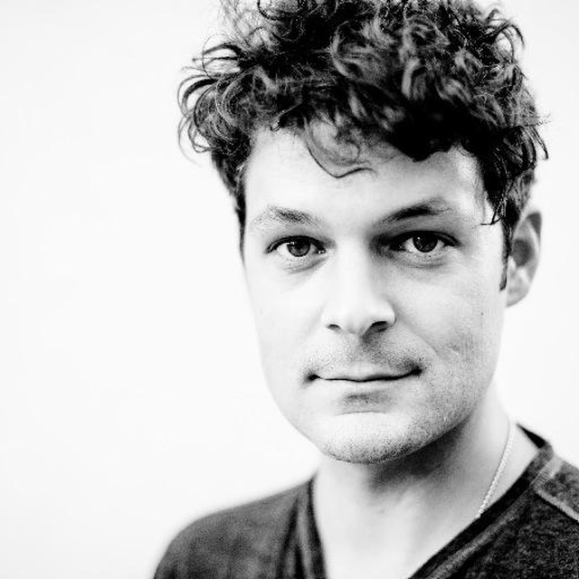 Fotos | Christopher Cosmos | Artista | Filmow