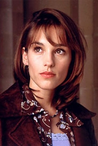 Amy Jo Johnson (6 de Outubro de 1970) | Artista | Filmow