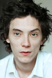 Swann Arlaud () | Artista | Filmow