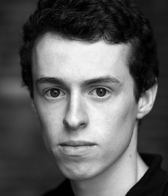 Fotos | Jonathan Sayer (II) | Artista | Filmow