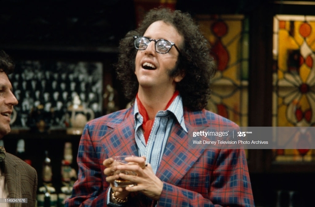 The Corner Bar (1ª Temporada) - 21 de Junho de 1972 | Filmow