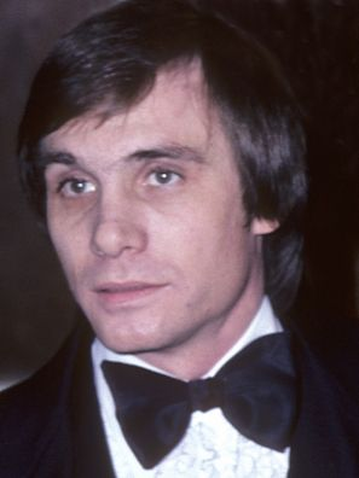 Steve Railsback (16 de Novembro de 1945) | Artista | Filmow